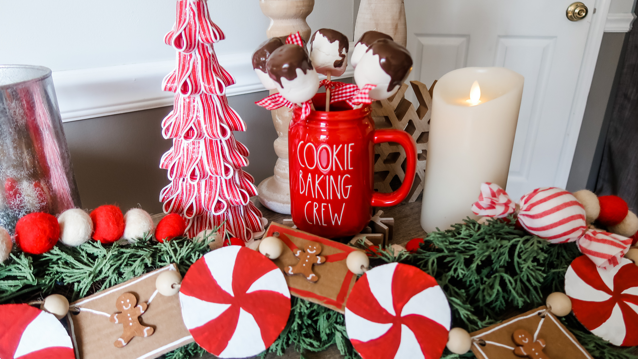 Festive Dollar Tree Christmas DIYS that WOW! Easy $1 Gingerbread & Hot ...
