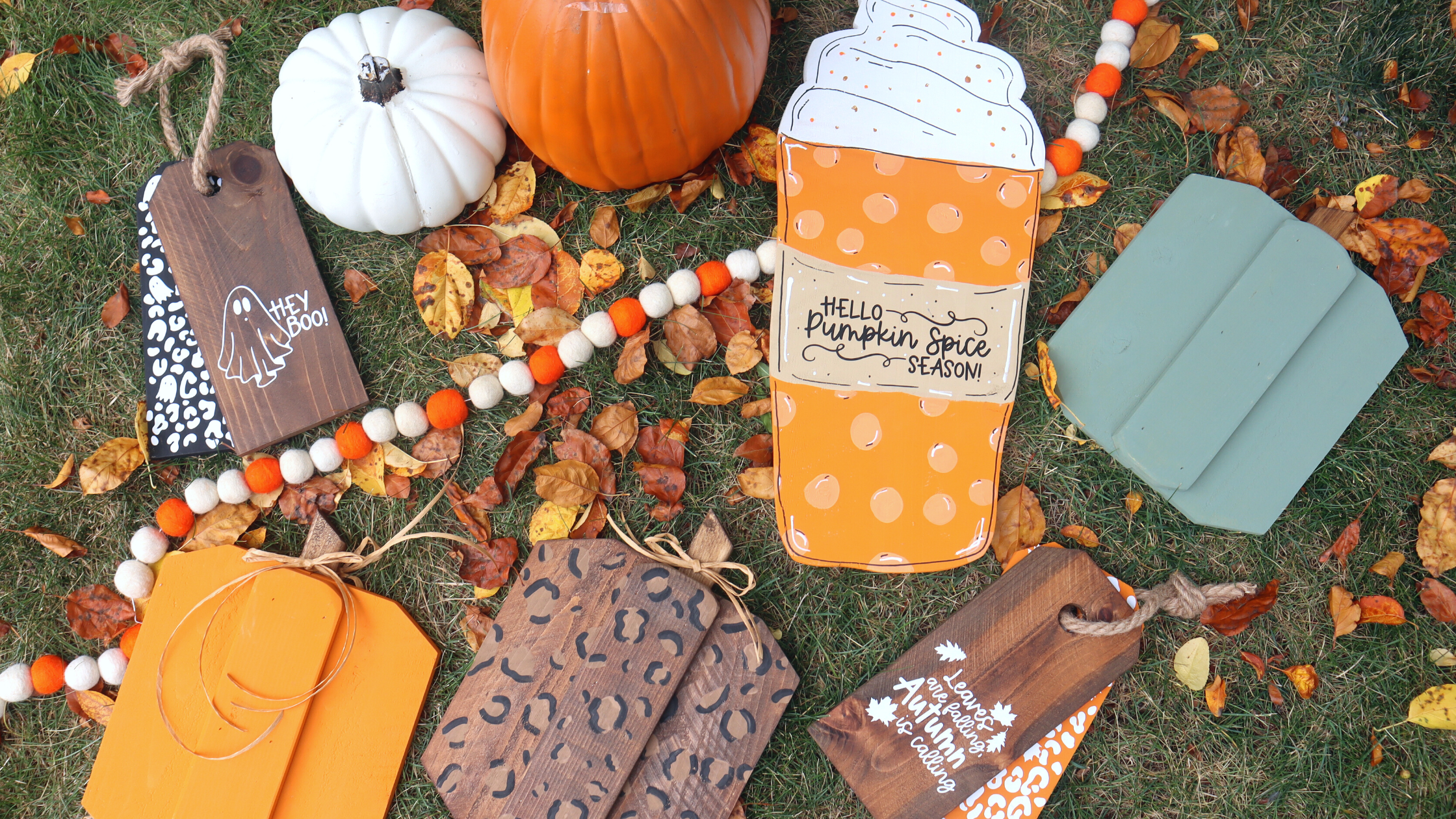 Grab $3 Wood Fence Pickets To Make These CHEAP + EASY Fall DIYs ...